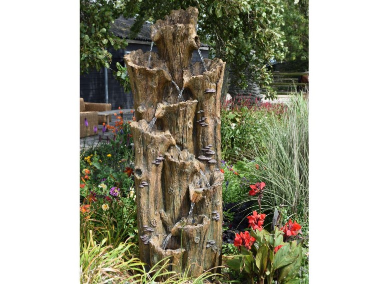Cascade de jardin Tiros Ubbink, vieux troncs d'arbre avec led