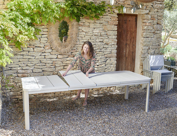 Table de jardin à allonges en métal rectangulaire Oléron 6/12 places